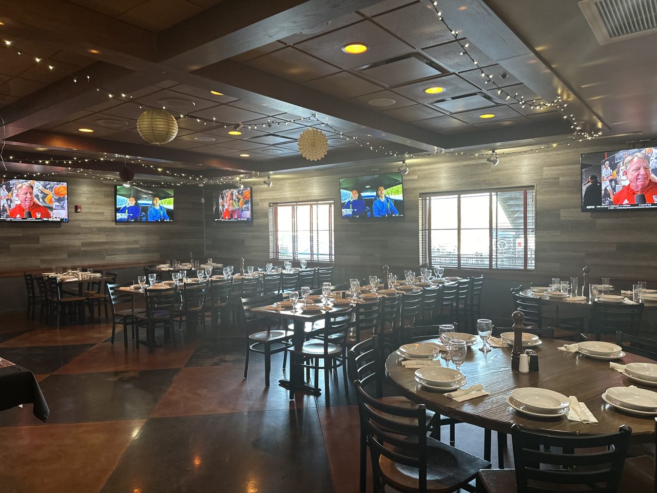 Addison Party Packages. | Shoeless Joe's Ale House & Grille